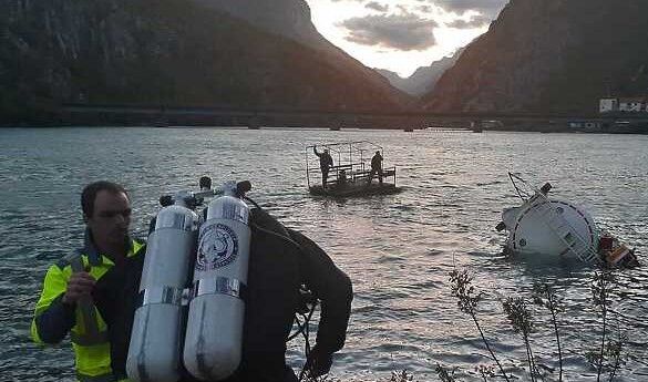 Izvučeno tijelo vozača cisterne koja je sletjela u jezero Salakovac ...